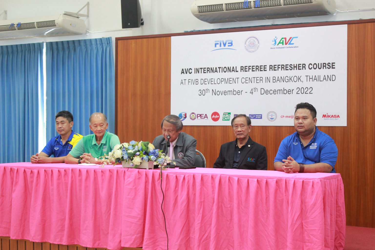 19 COMPLETE AVC INTERNATIONAL REFEREE REFRESHER COURSE AT FIVB ...