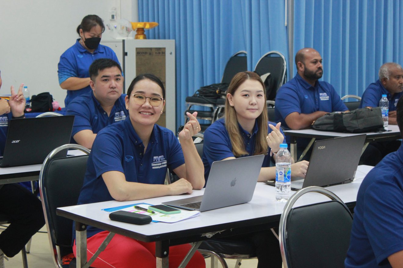 19 COMPLETE AVC INTERNATIONAL REFEREE REFRESHER COURSE AT FIVB ...