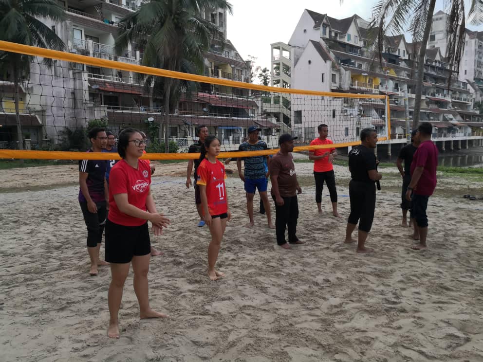 MALAYSIAN BEACH VOLLEYBALL ON THE RISE WITH SUPPORT FROM LAUREN ...