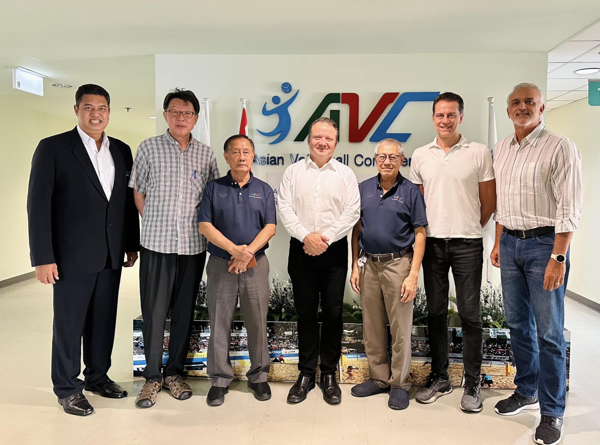 FIVB AND VOLLEYBALL WORLD OFFICIALS VISIT AVC HEADQUARTERS - Asian ...